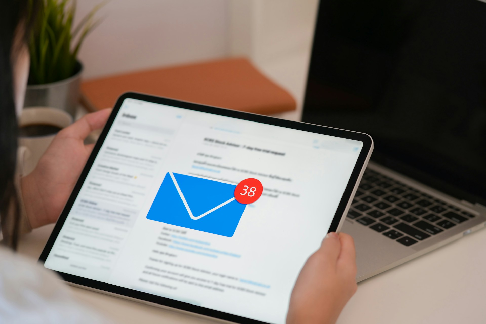 Crafting High-Converting Cold Email Campaigns in 2024 | Growth Rhino Inc. Crafting High-Converting Cold Email Campaigns in 2024 | Growth Rhino Inc.
